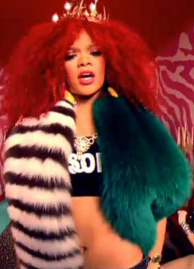 Accessories koji volimo: Pradina prugasta krznena stola